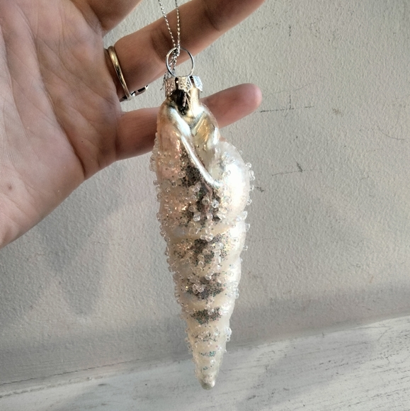 Vintage | Holiday | Vintage Seashell Sparkly Glass Ornament | Poshmark